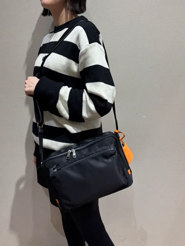 イズイット ショルダーバッグ ミニショルダー B5 メンズ 936112