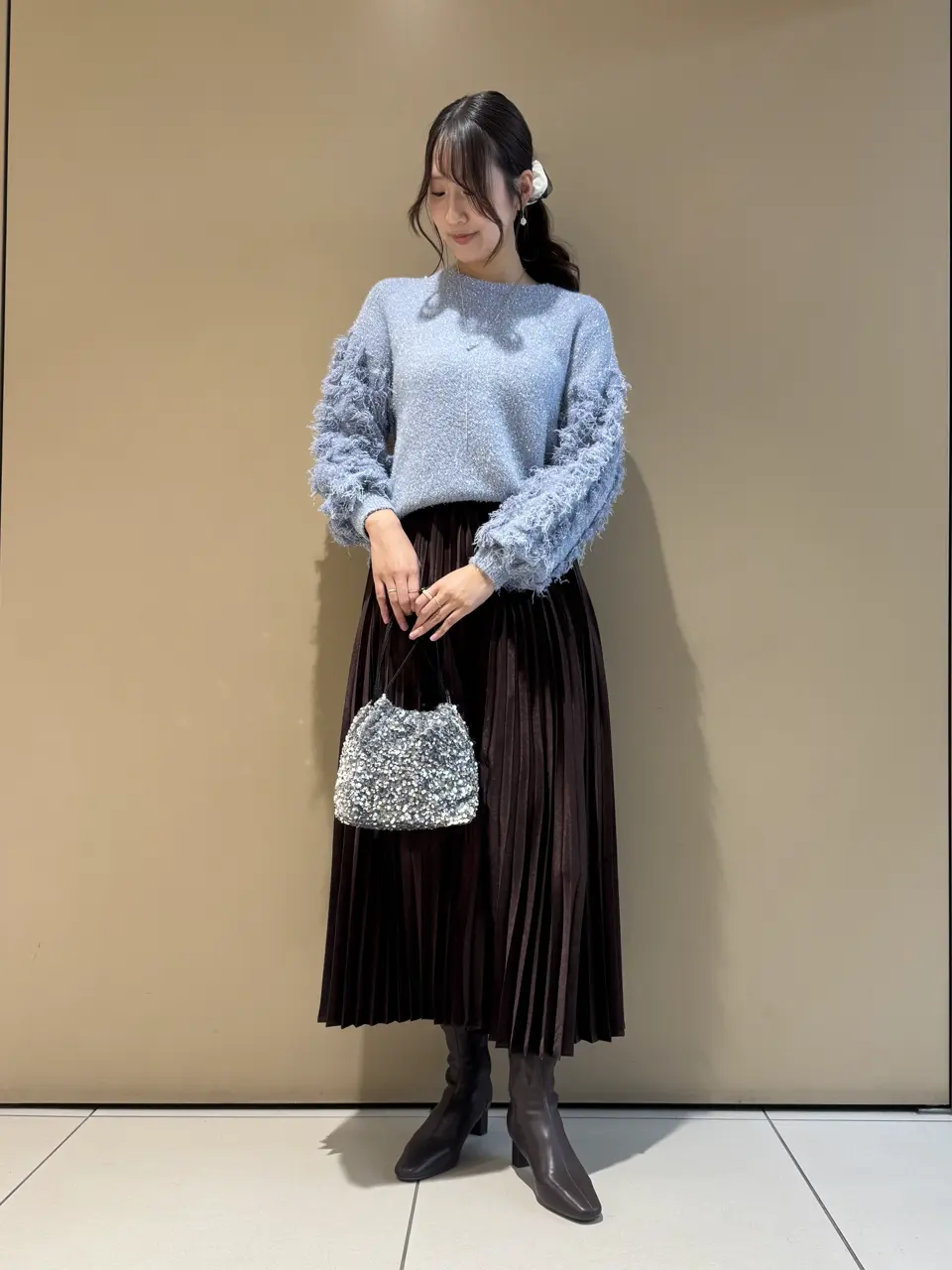 ラメフェザー袖フリンジニット/YECCA VECCA（イェッカ ヴェッカ）の